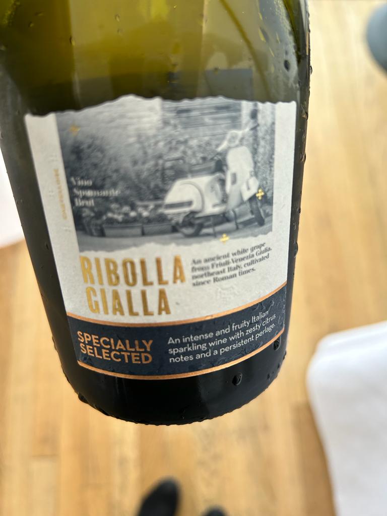 Aldi Specially Selected Ribolla Gialla NV – Angela… The Full Glass